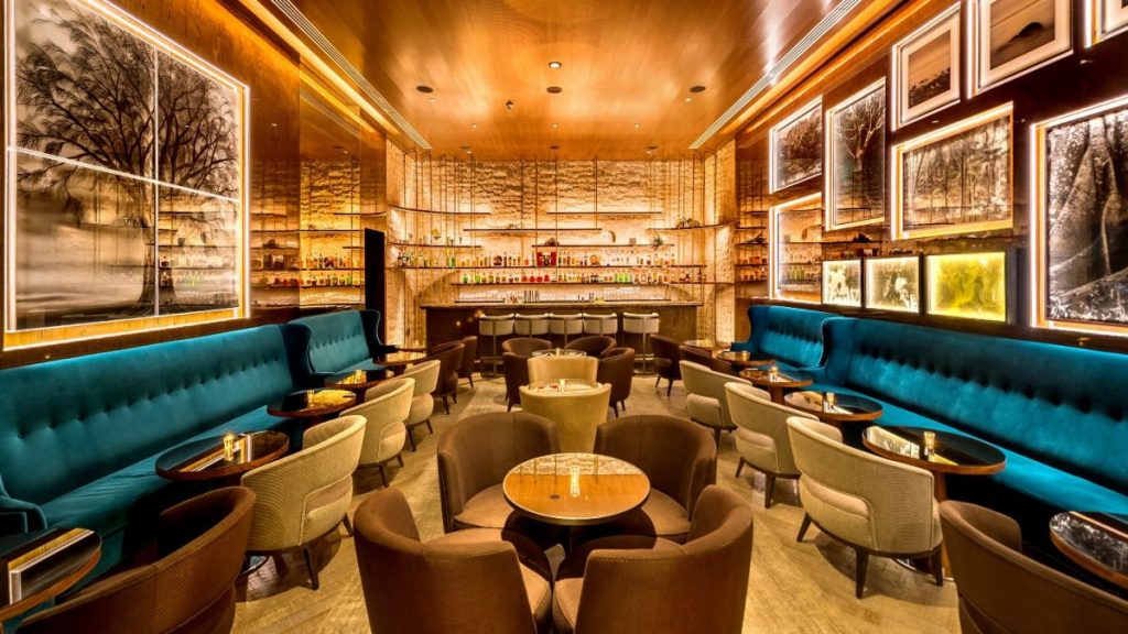 Bar Charles Edward celebra 24 anos - Revista lounge*